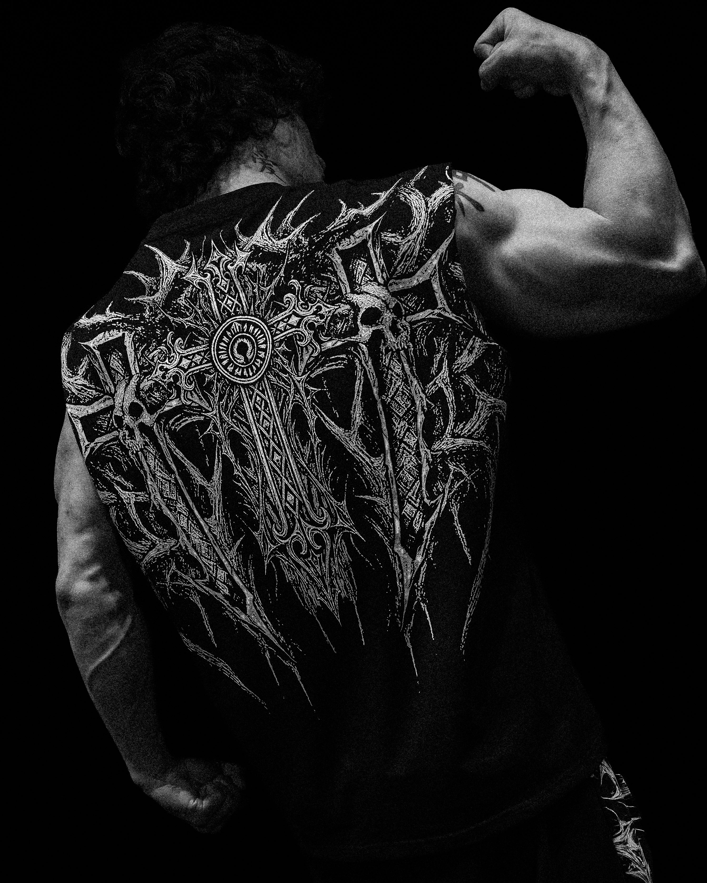 Heaven's Gate Cut-off Tee [VOID BLACK] – Breathedivinity